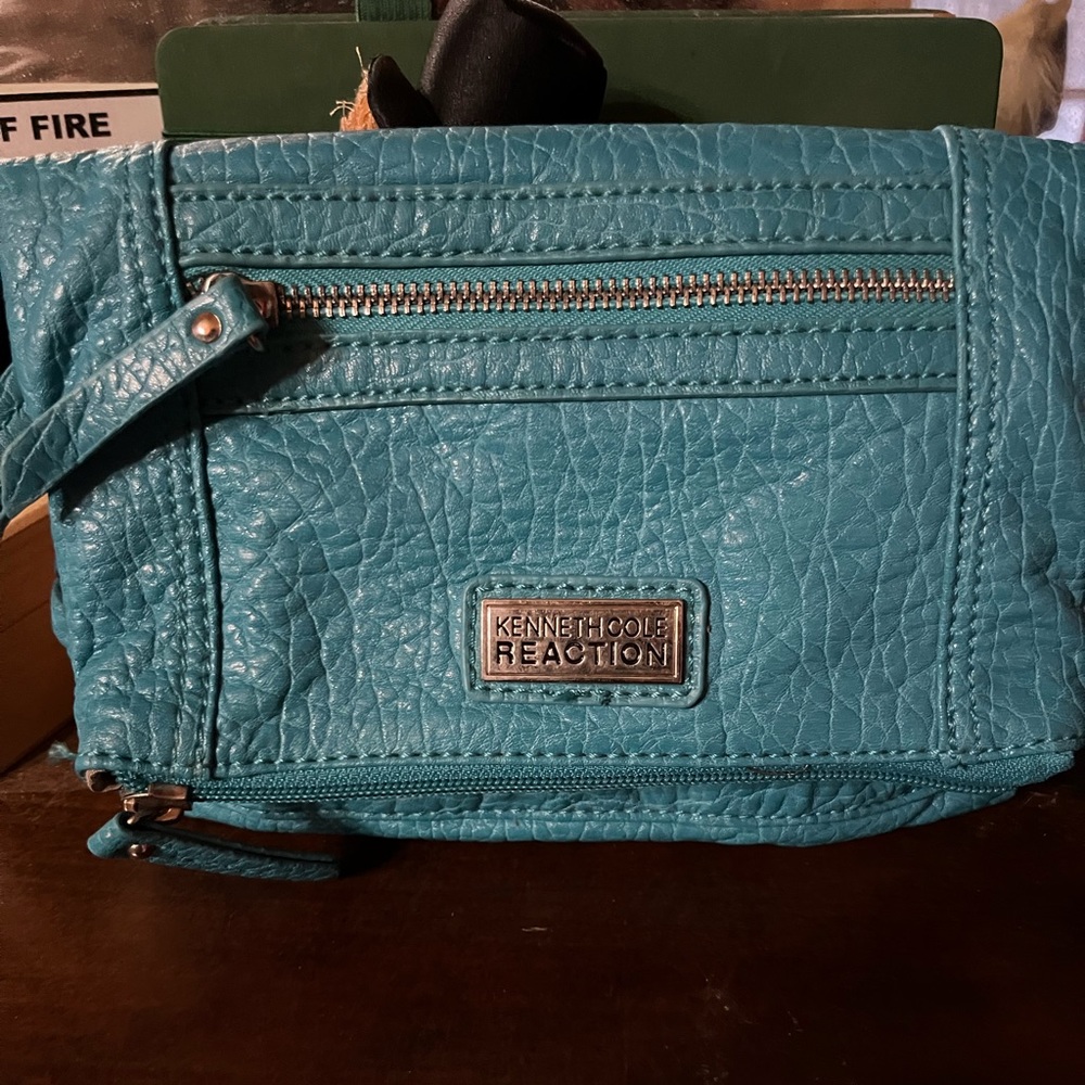 Used Kennith Cole Reaction - Gem